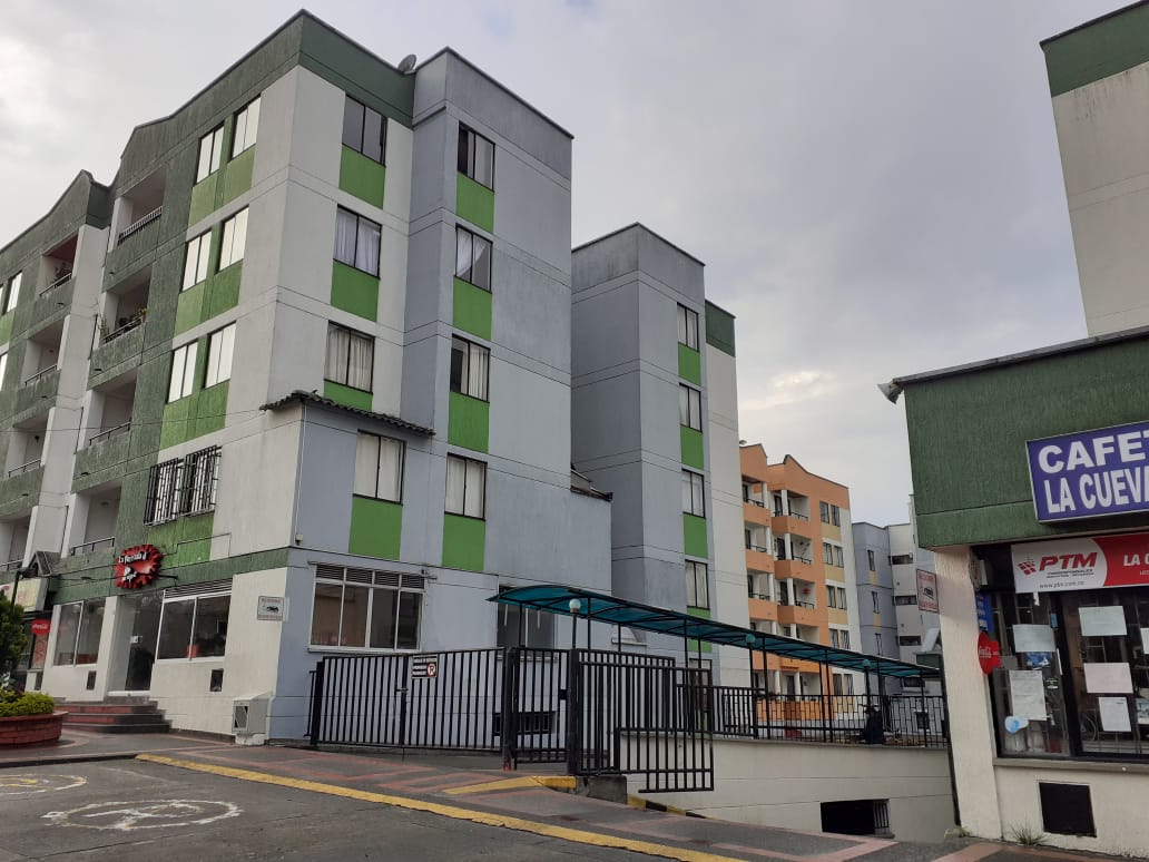 Conj. Res. Nisa Bulevar Blo 10 Apto 303 - $830.000 COP