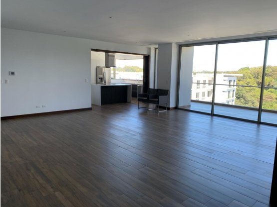 Venta/ Renta Penthouse Acantos zona 16, Guatemala - US$472,000 USD