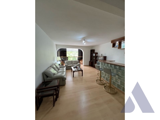 Alquilo apartamento 188m2 Santa Rosa de Lima 1580 - US$900 USD