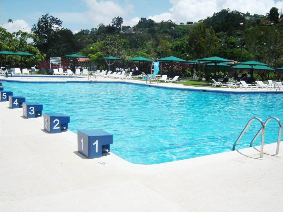Proyecto Club Campestre 90163-0 - $4.928.350.000 COP