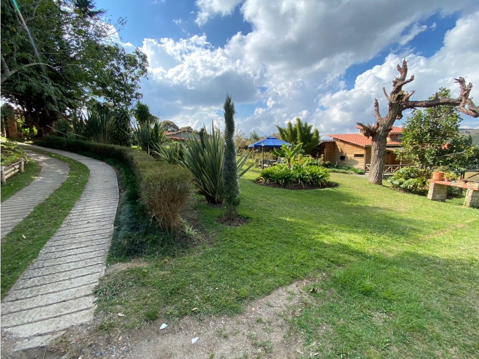 Doomos. Finca en Guarne, vereda Guapante