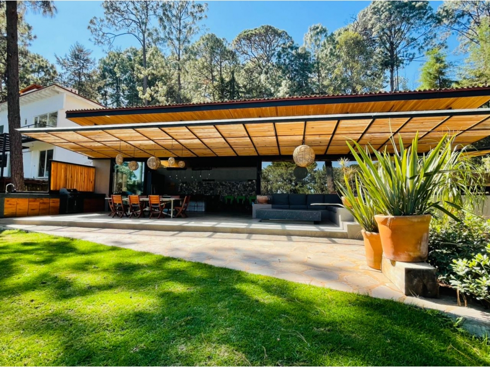 CASA VISTA AL BOSQUE AVANDARO - $16,900,000 MXN